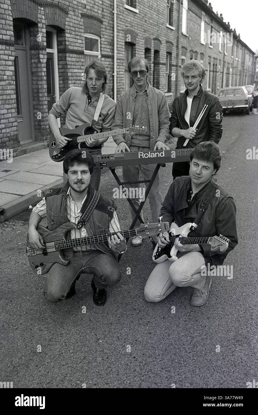 1985 group photo photo hi-res stock photography and images - Alamy