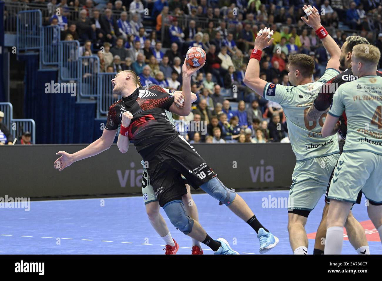 Plax off runde hi-res stock photography and images - Alamy