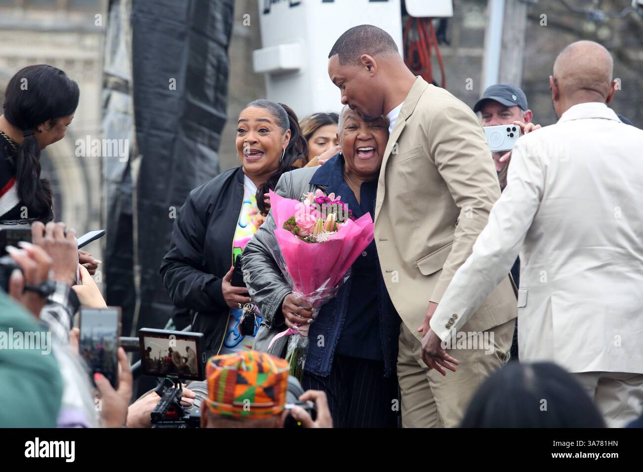 Will Smith pictured in Philadelphia at a street name change from 59th ...