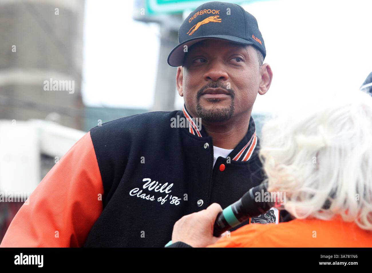 Will Smith pictured in Philadelphia at a street name change from 59th ...
