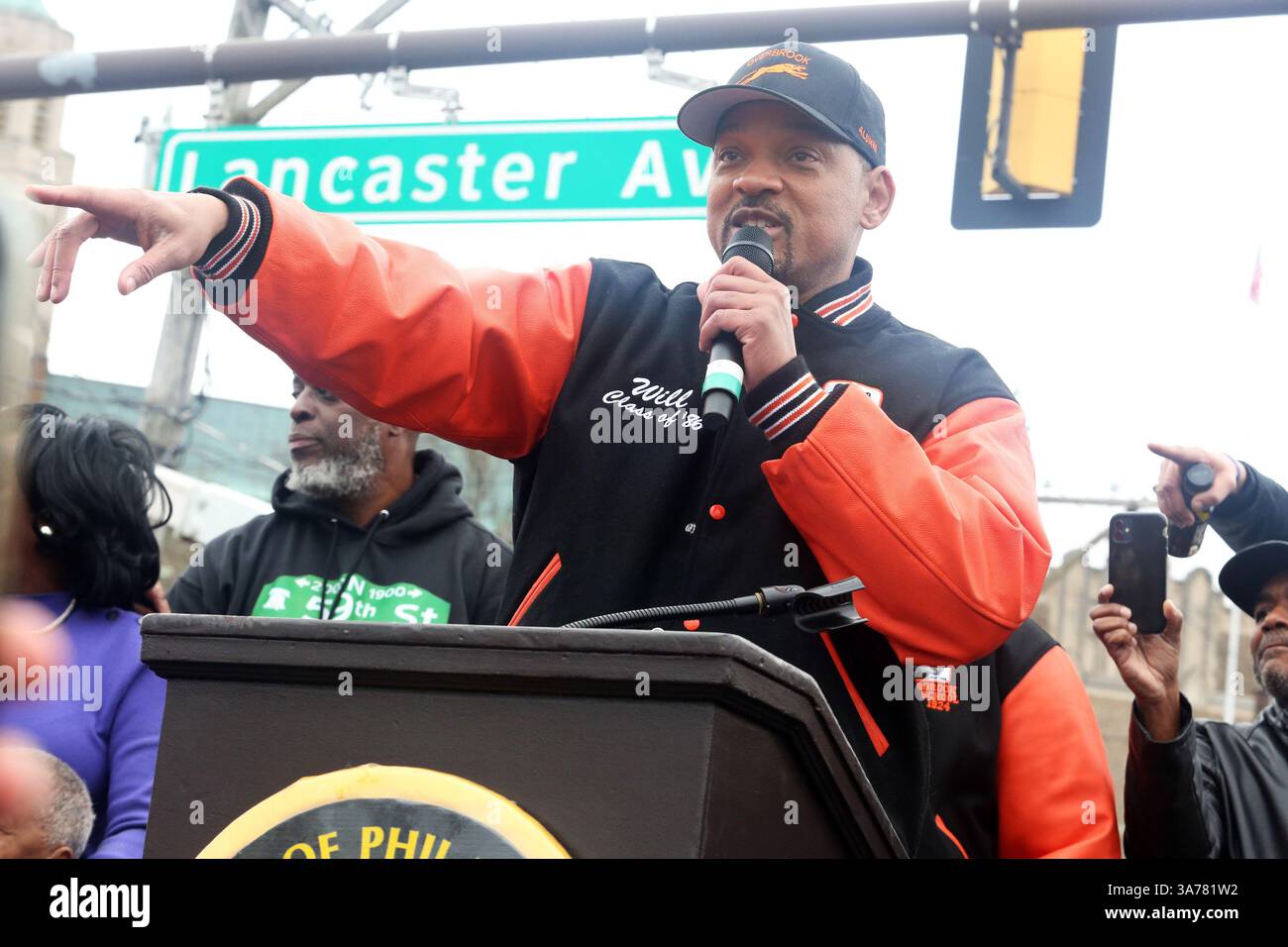 Will Smith pictured in Philadelphia at a street name change from 59th ...