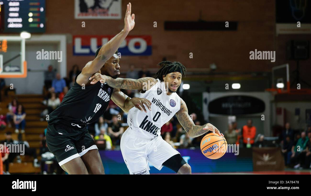 Tortona, Italien. 26th Mar, 2025. Im Bild: v.li. Paul Biligha (Bertram ...