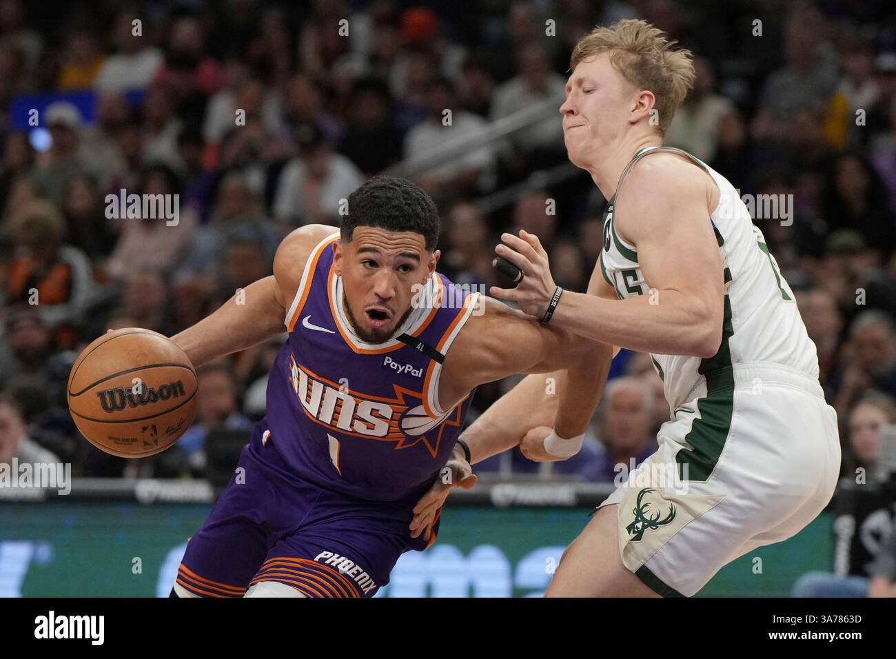 Phoenix Suns guard Devin Booker (1) during the second half of an NBA ...