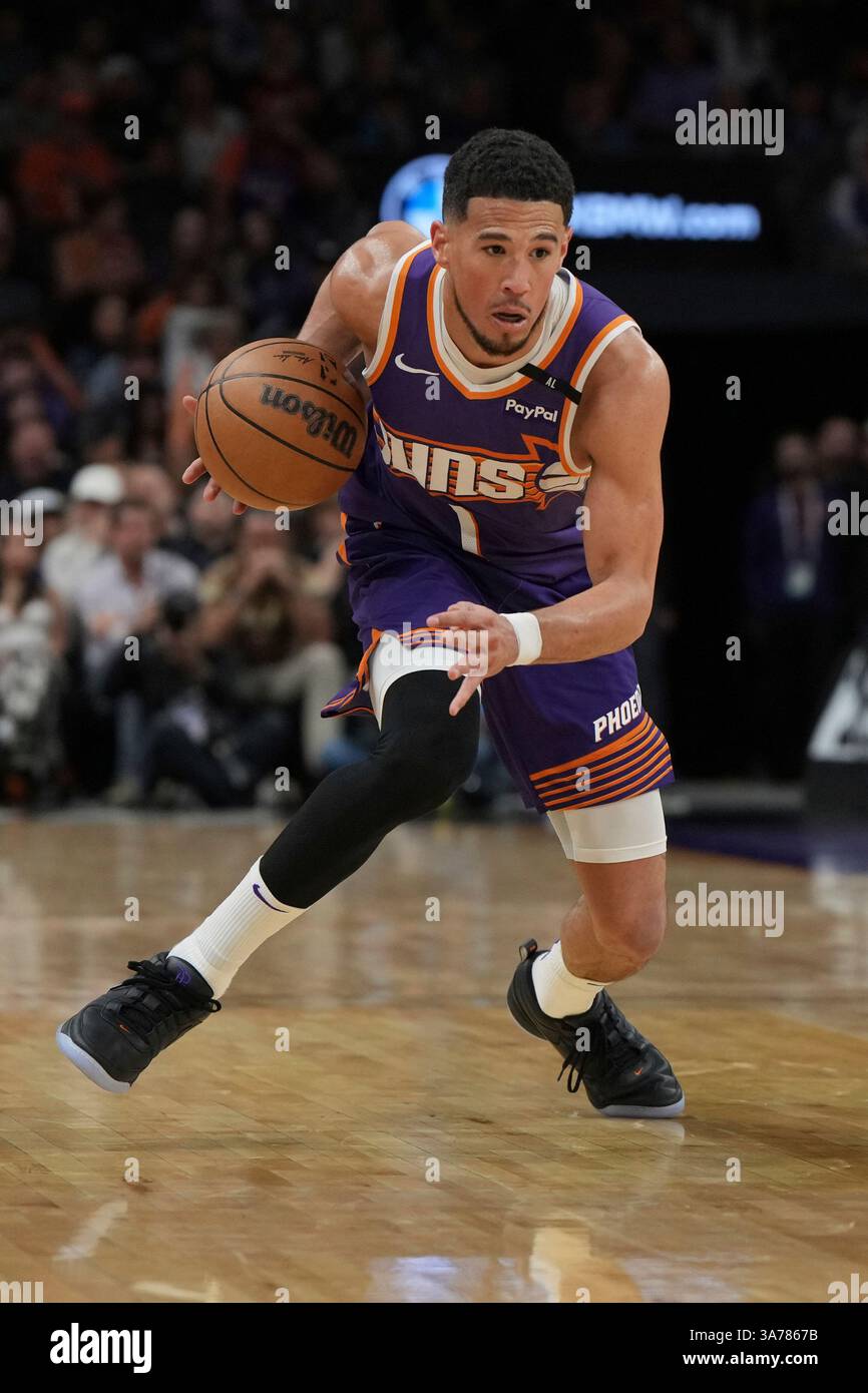 Phoenix Suns guard Devin Booker (1) during the second half of an NBA ...
