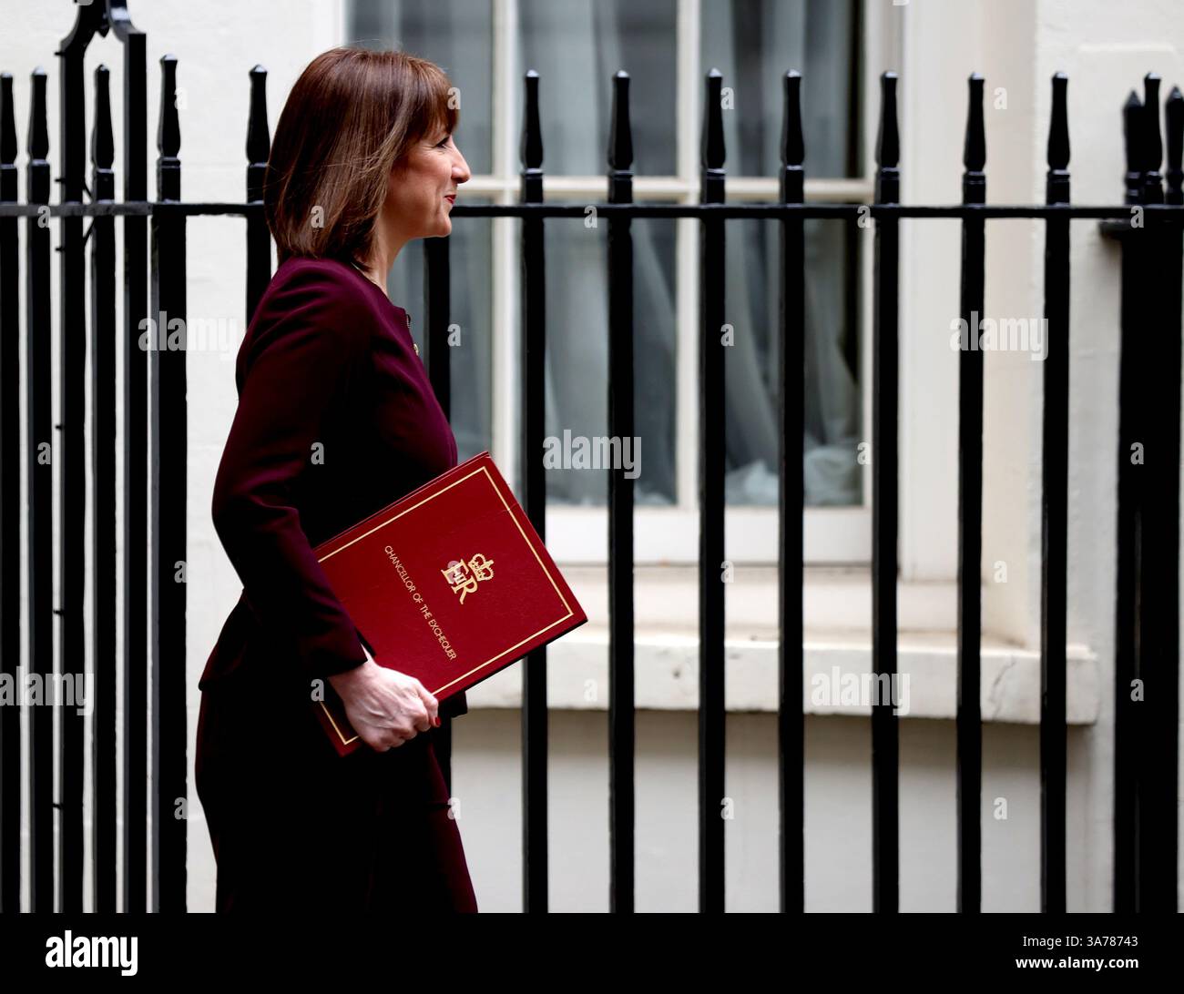 Rachel reeves spring statement 2025 hi-res stock photography and images ...
