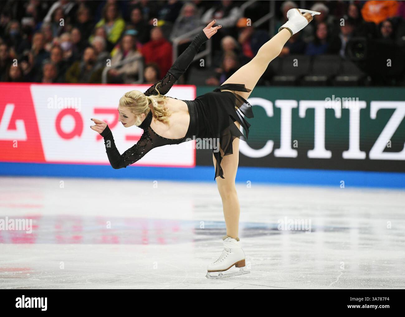 Amber Glenn performs in the Women's Short Program at the 2025 ISU World ...