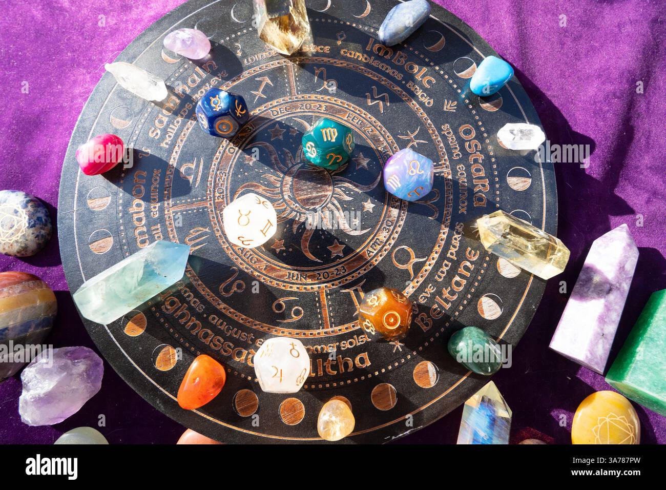 Zodiac horoscope with divination dice Stock Photo - Alamy