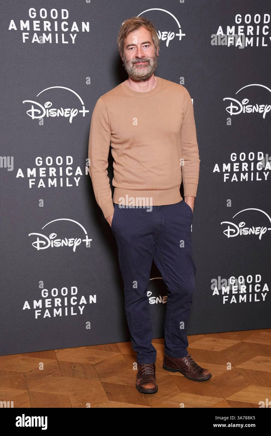 CORRECTS YEAR - Mark Duplass poses for photographers upon arrival for ...