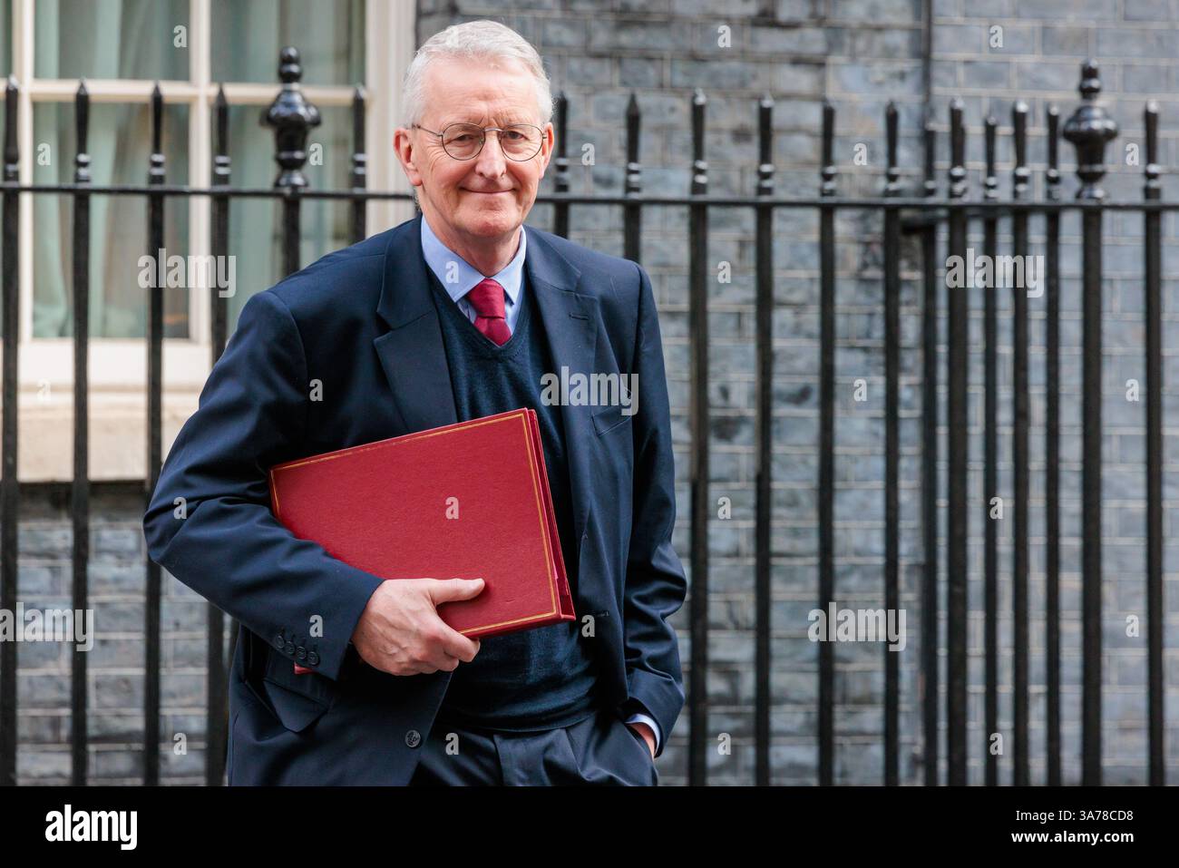 Budget ireland 2025 hi-res stock photography and images - Alamy