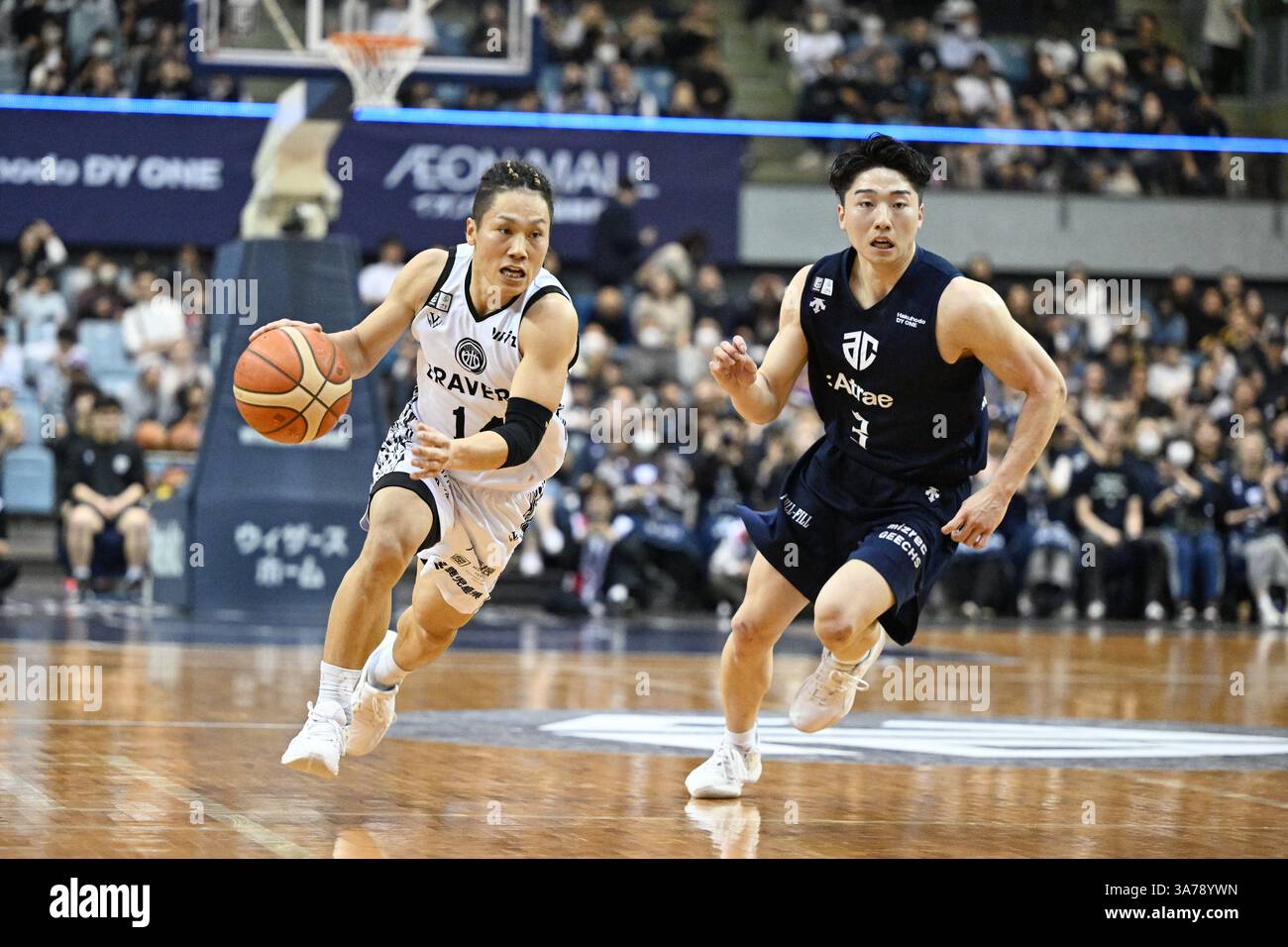 Chiba Port Arena, Chiba, Japan. 26th Mar, 2025. (L-R) Takayuki Kodama (Rebnise), Kotetsu ...