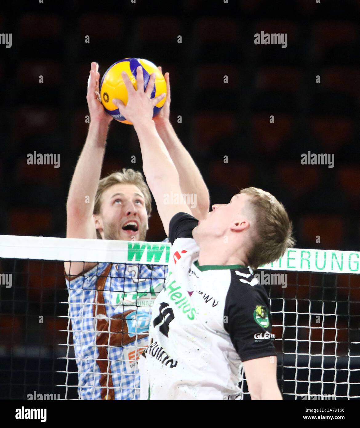 von links Daniel GRUVAEUS (Herrsching), Jan ROELING (Giesen/GER), He ...