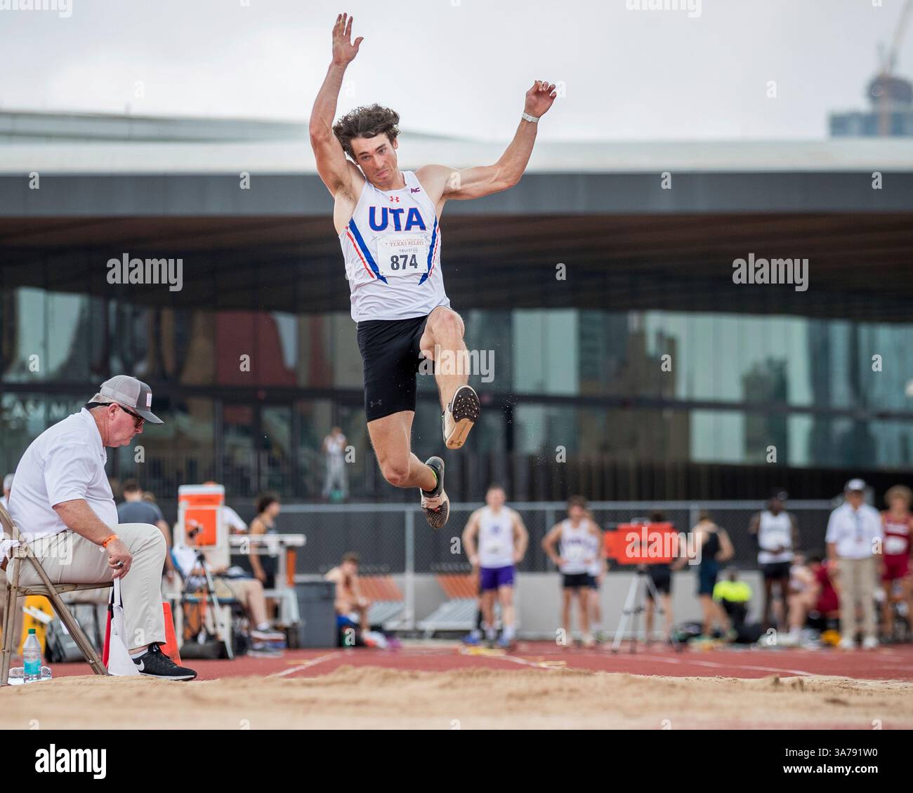 March 26, 2025: UT Arlington Mavericks athlete Luke Bontke competes in ...