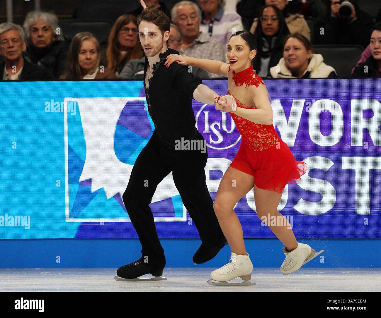 Sara Conti and Niccolo Macii of Italy perform in the Pairs Short ...