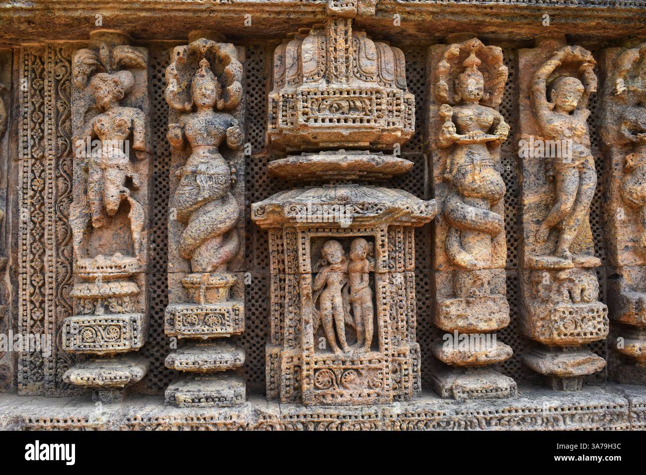 Dancing lovemaking and mythical characters in stone at Konark Sun ...