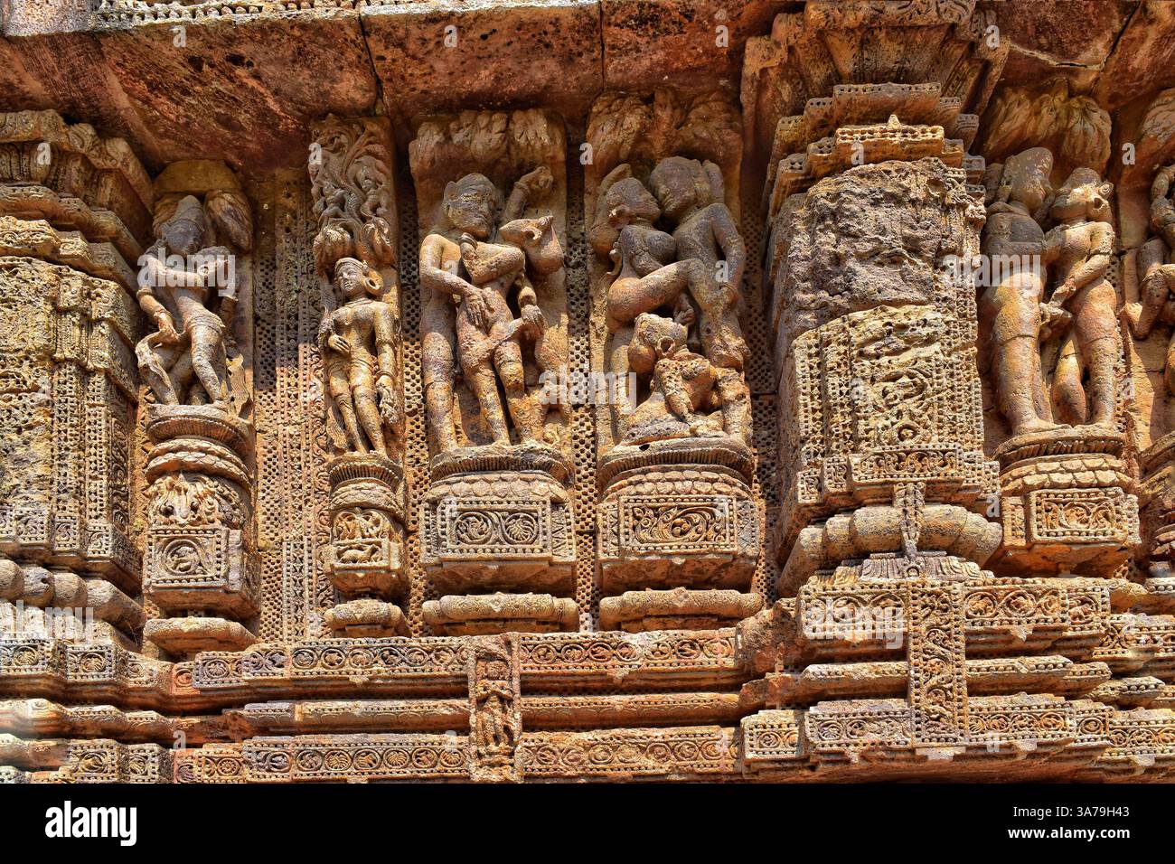 Dancing lovemaking and mythical characters in stone at Konark Sun ...