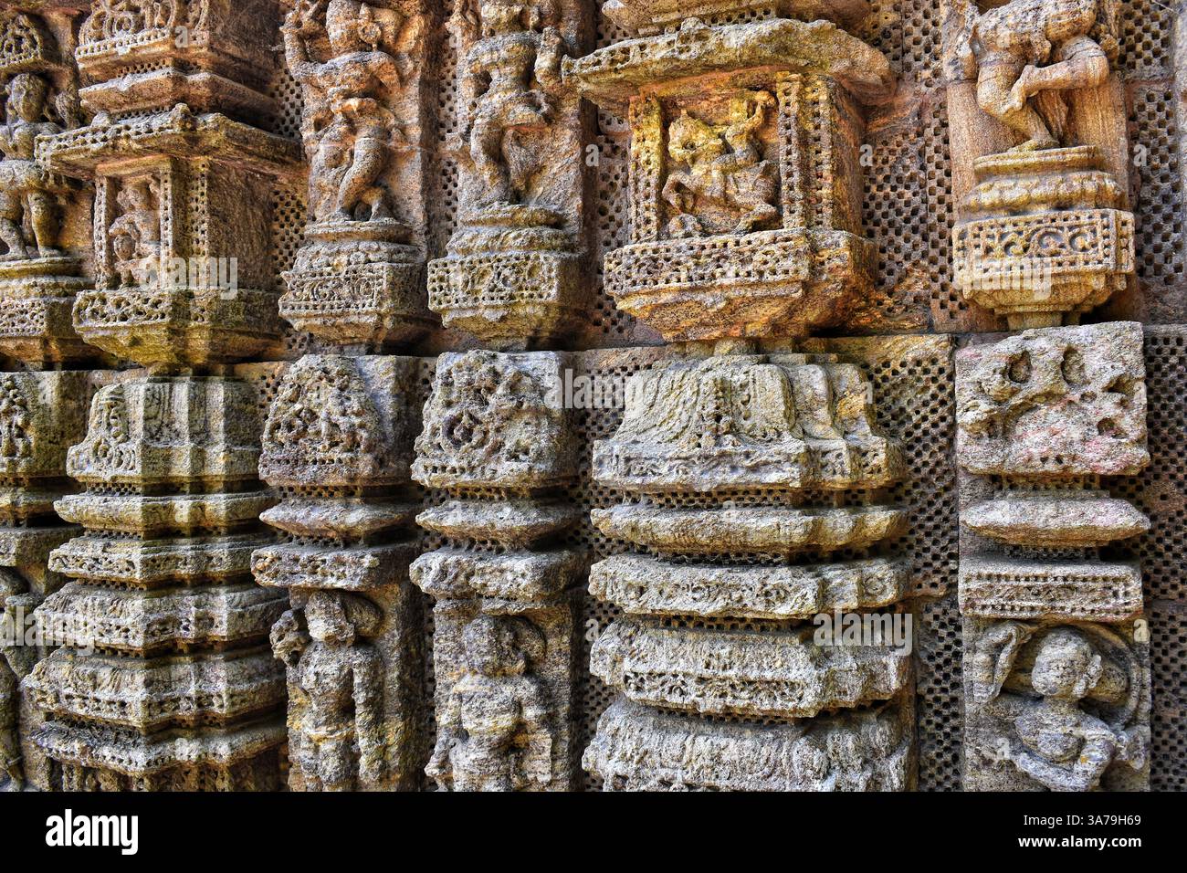 Dancing lovemaking and mythical characters in stone at Konark Sun ...