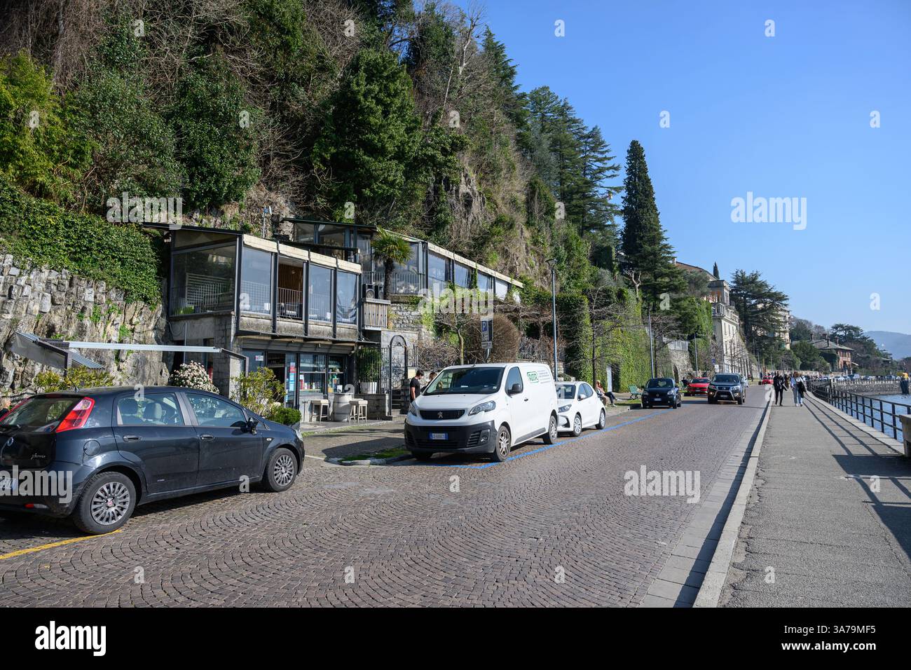 The Viale Geno road – Como, Italy – 05 March 2025 Stock Photo - Alamy