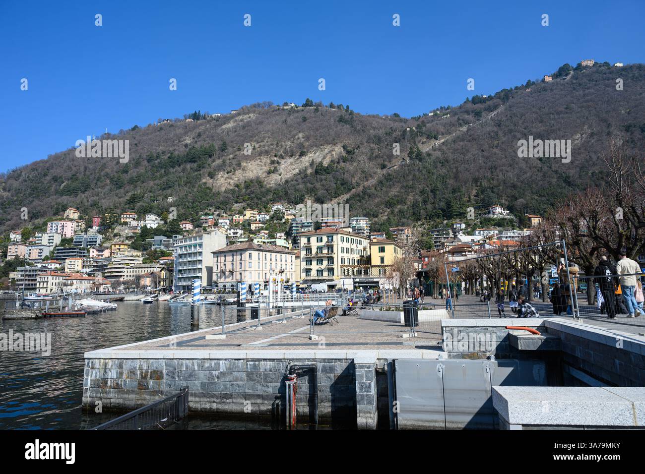 Lakeside front in Lake Como – Como, Italy – 05 March 2025 Stock Photo ...