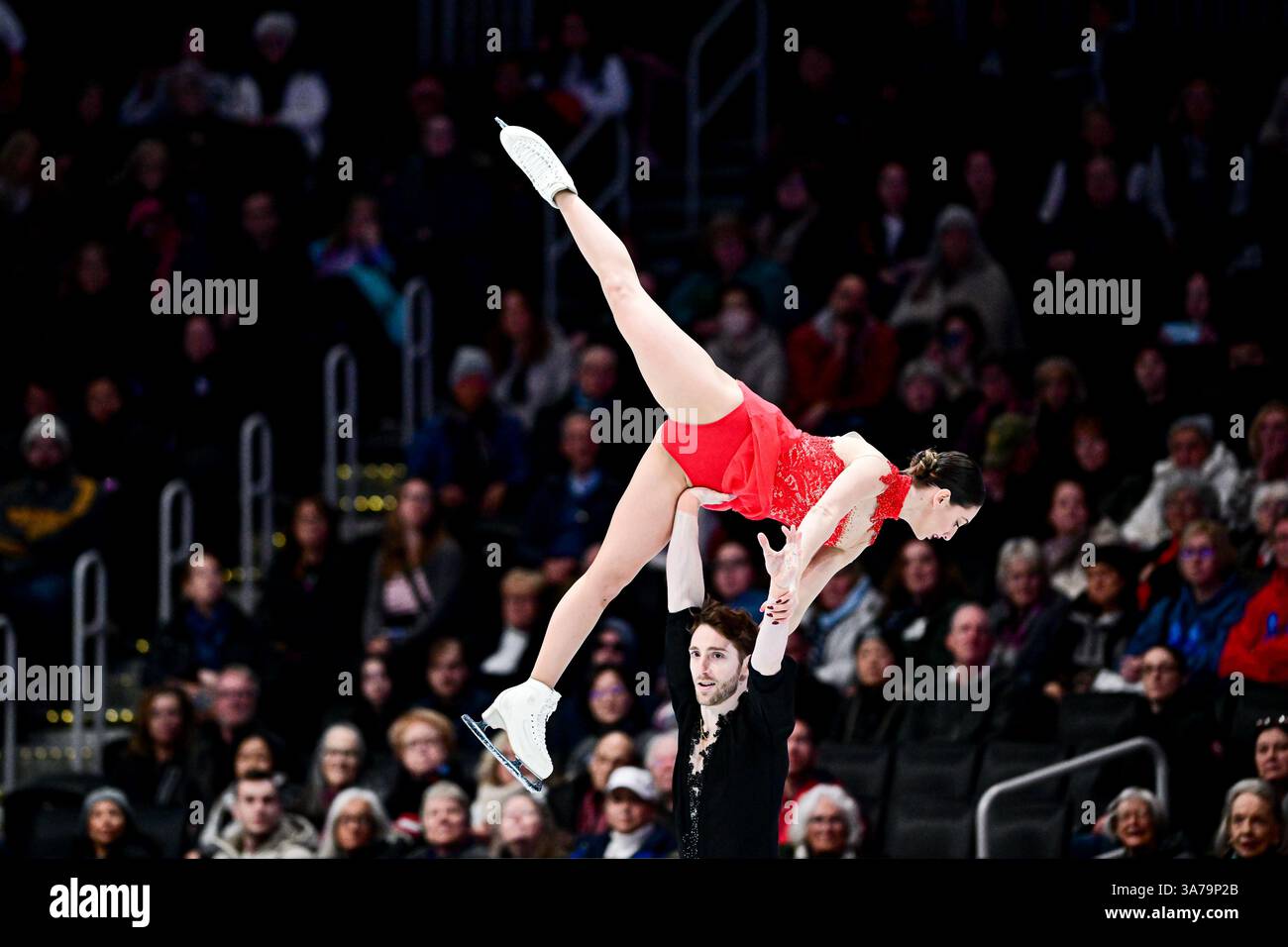 Sara CONTI & Niccolo MACII (ITA), during Pairs Short Program, at the ...