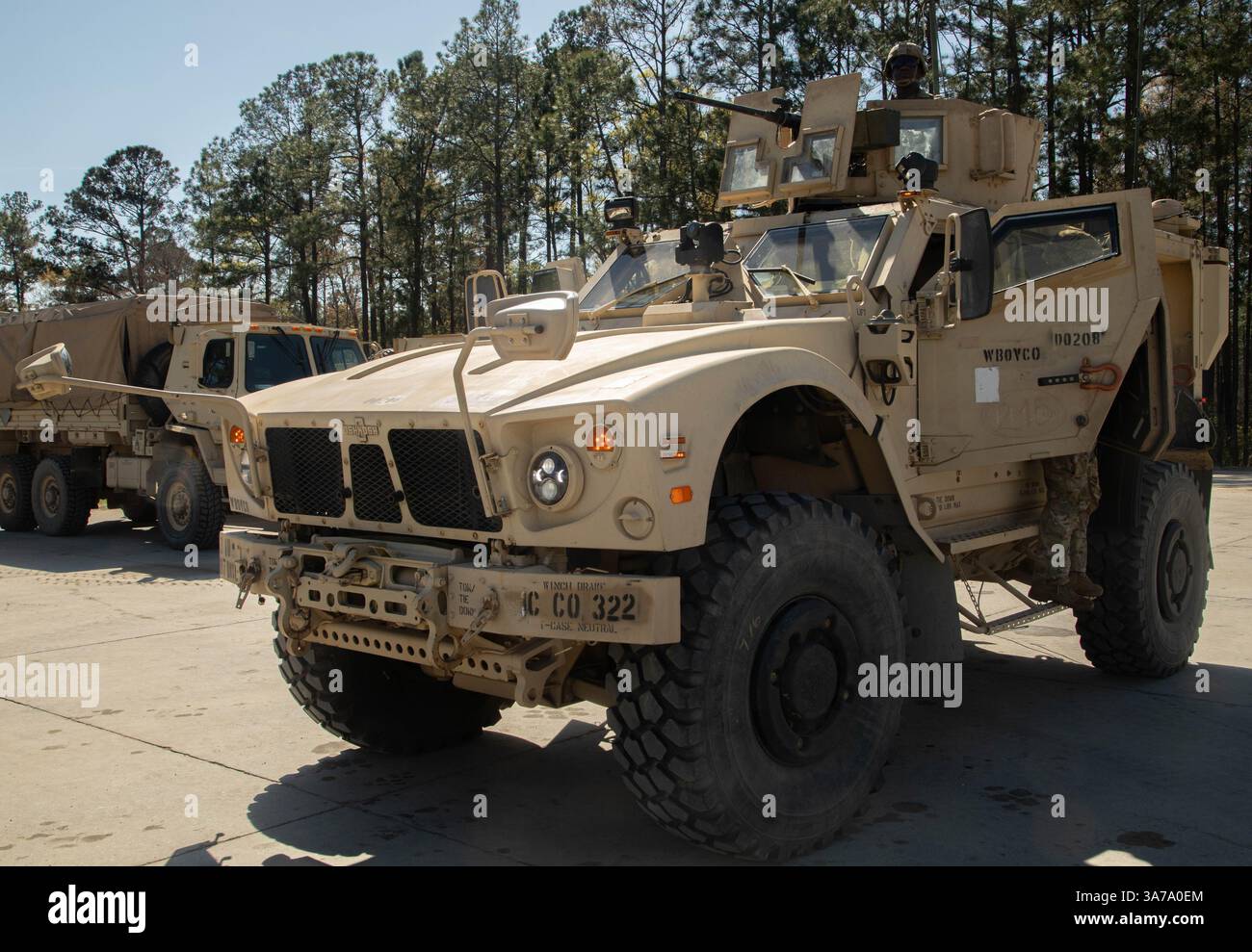 U.S. Army Soldiers assigned to 87th Combat Sustainment Support ...