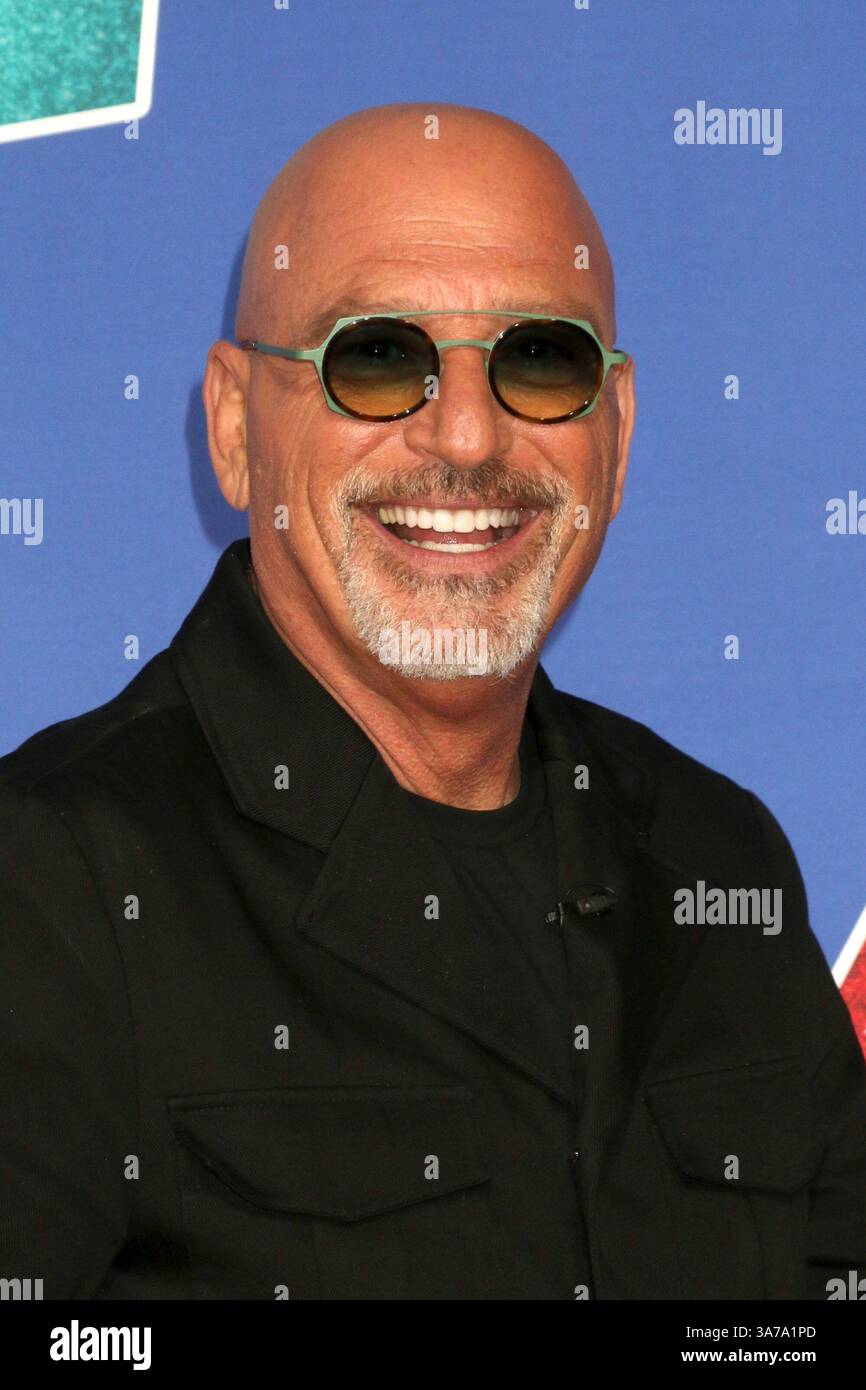 Howie Mandel at arrivals for AMERICA'S GOT TALENT Season 20 Red Carpet ...