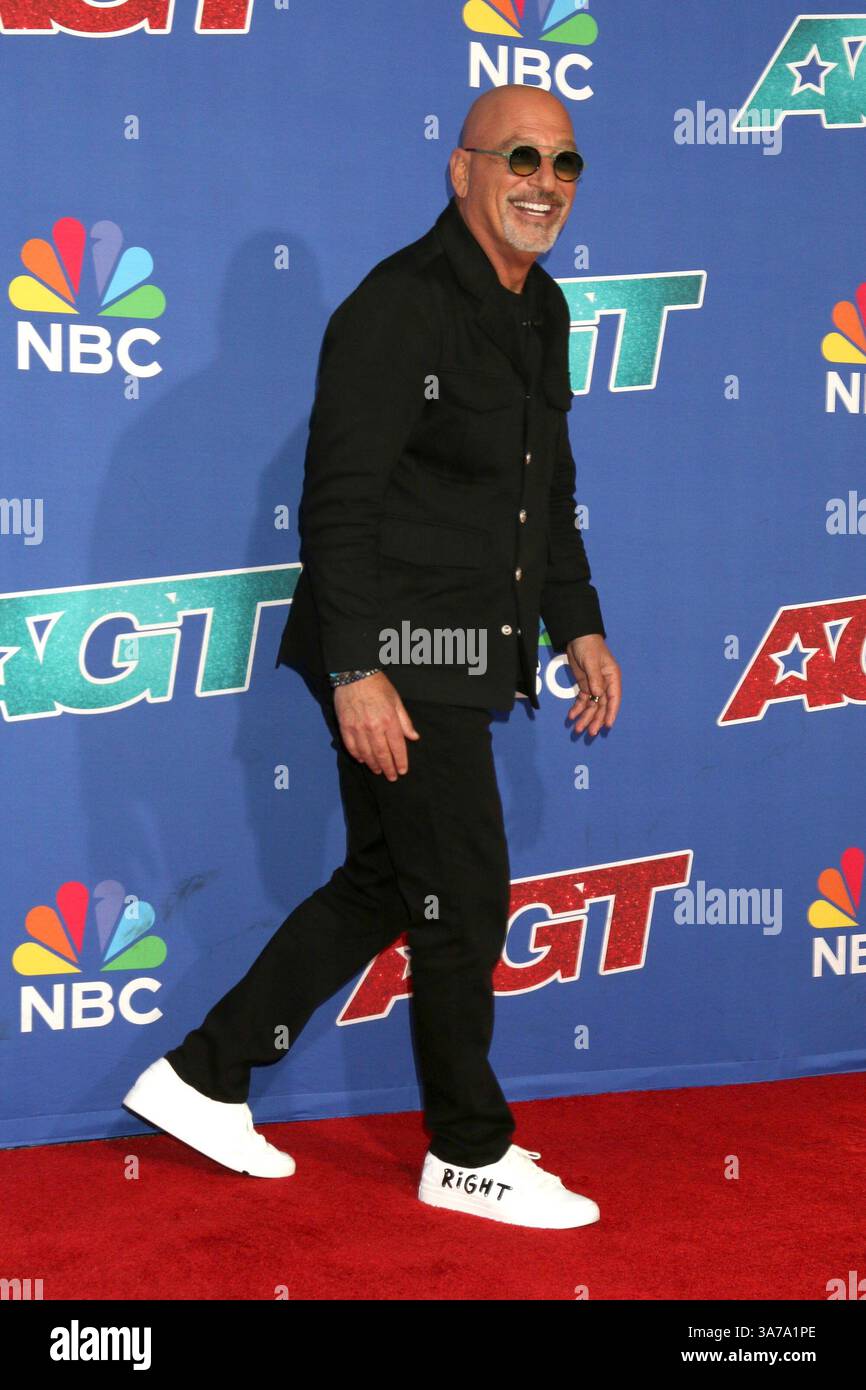 Howie Mandel at arrivals for AMERICA'S GOT TALENT Season 20 Red Carpet ...