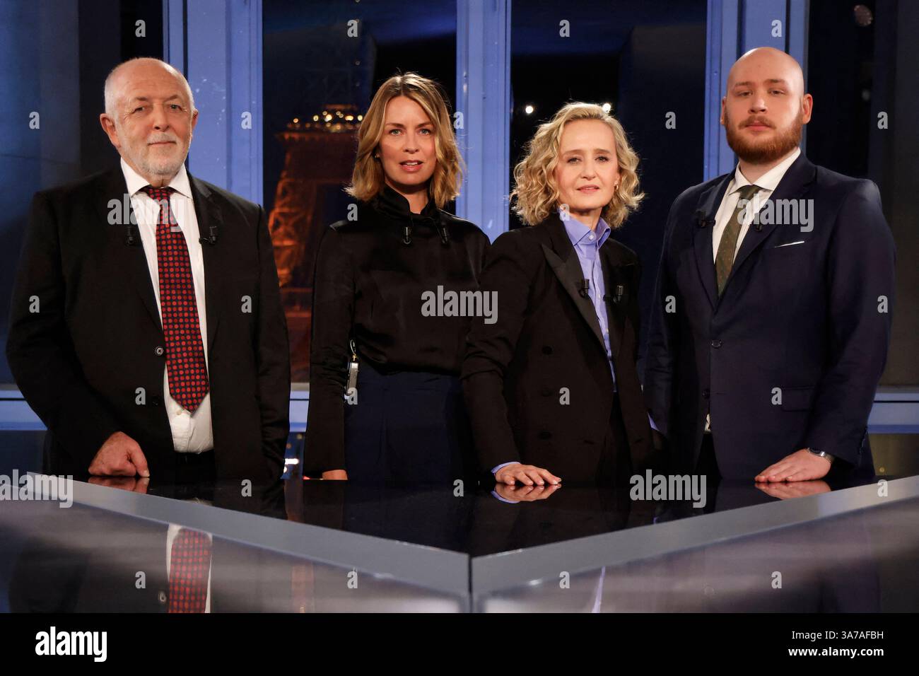 (From L) BBC News Welsh journalist and TV host Jeremy Bowen, ARD German ...