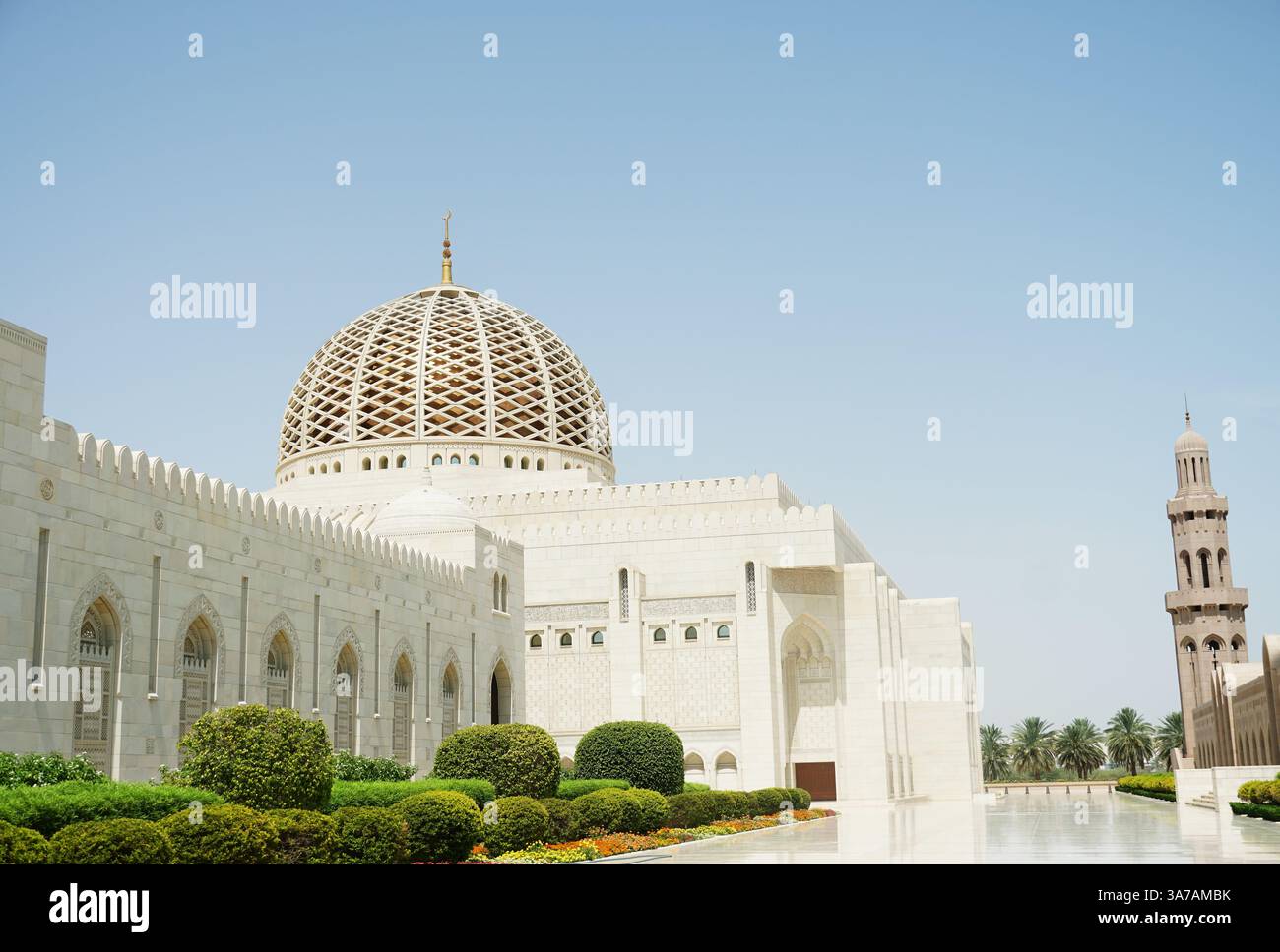 Sultan Qaboos Grand Mosque Stock Photo - Alamy