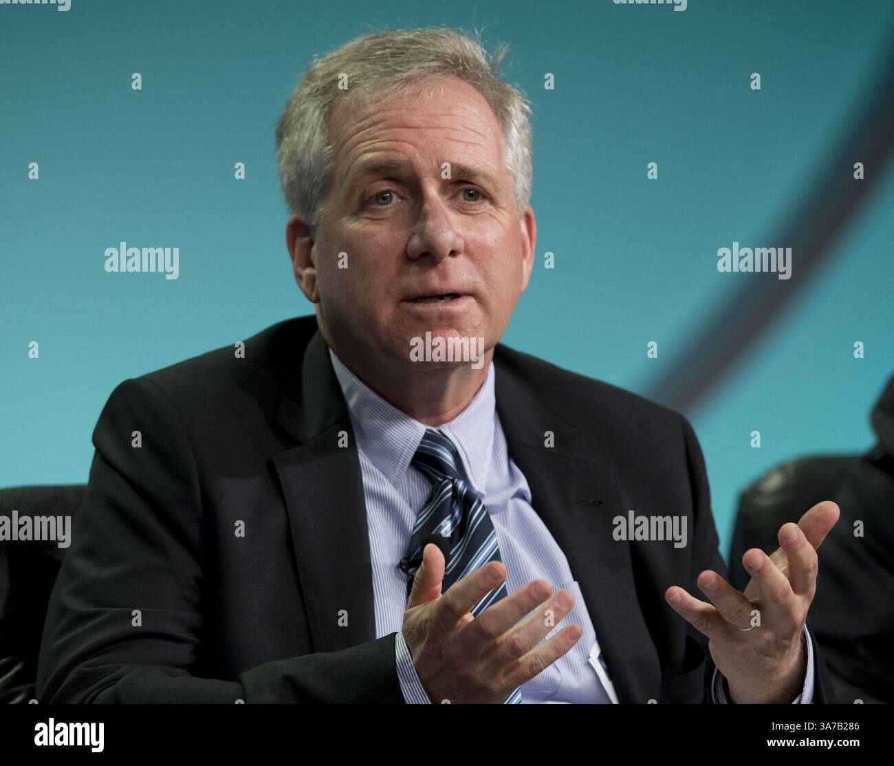 Leonard green and partners hi-res stock photography and images - Alamy