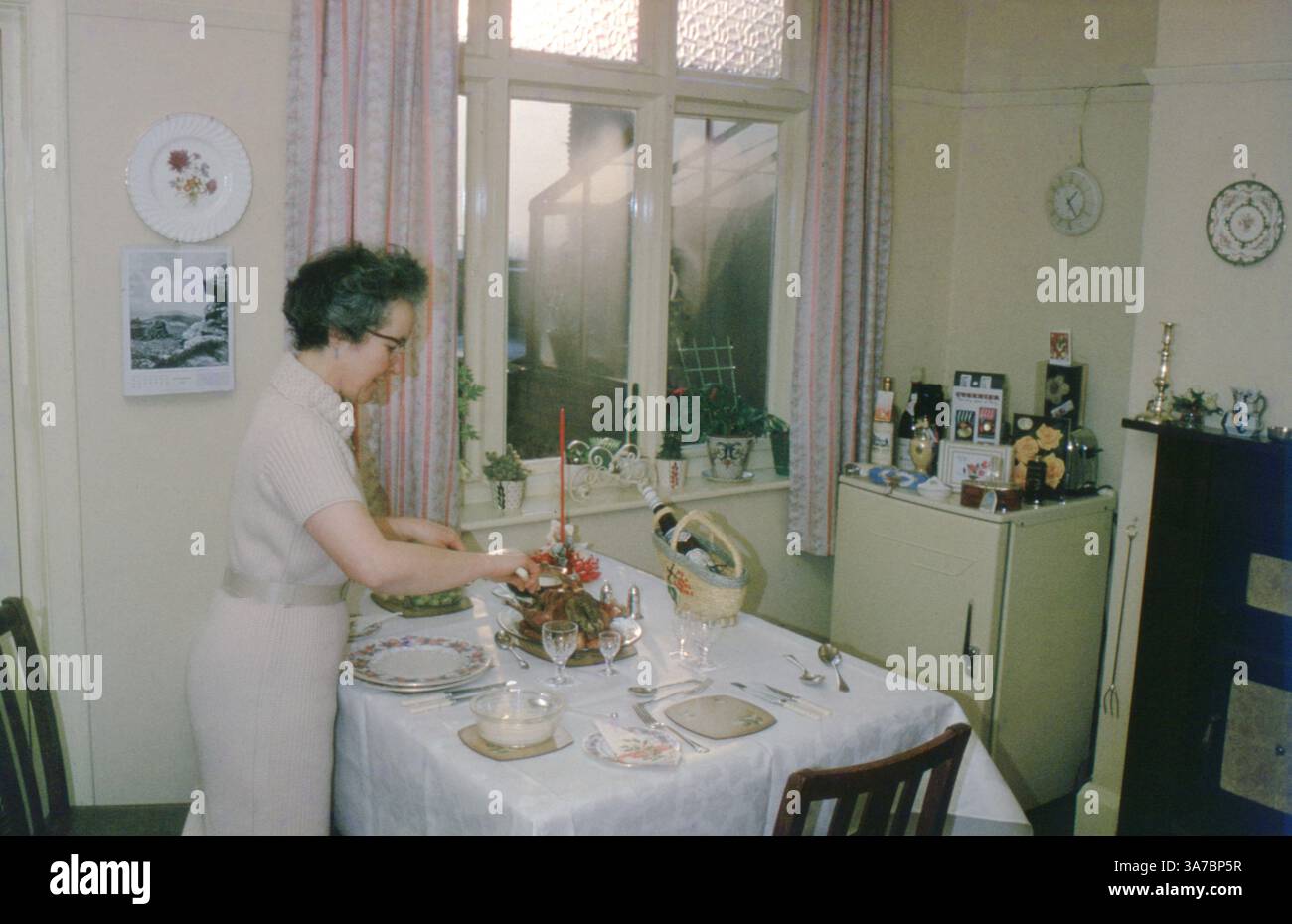 1960s historical in room hi-res stock photography and images - Alamy