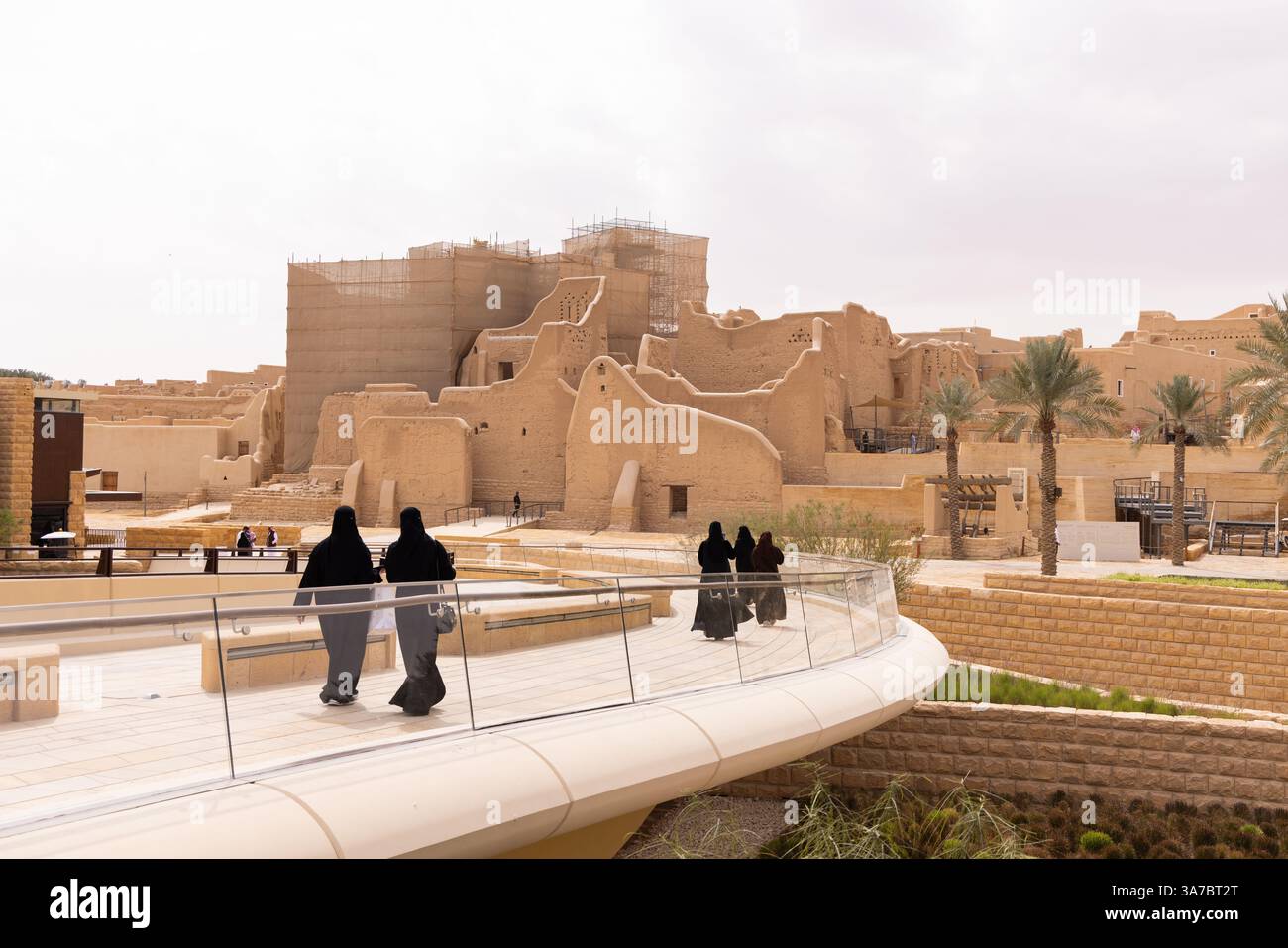 Riad, Saudi Arabia, February 5 2024: Pedestrian bridge to the historic ...