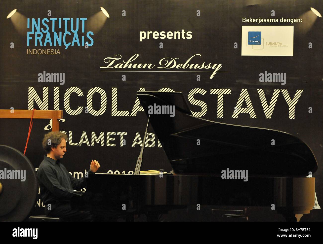 Nicolas ifi hi-res stock photography and images - Alamy