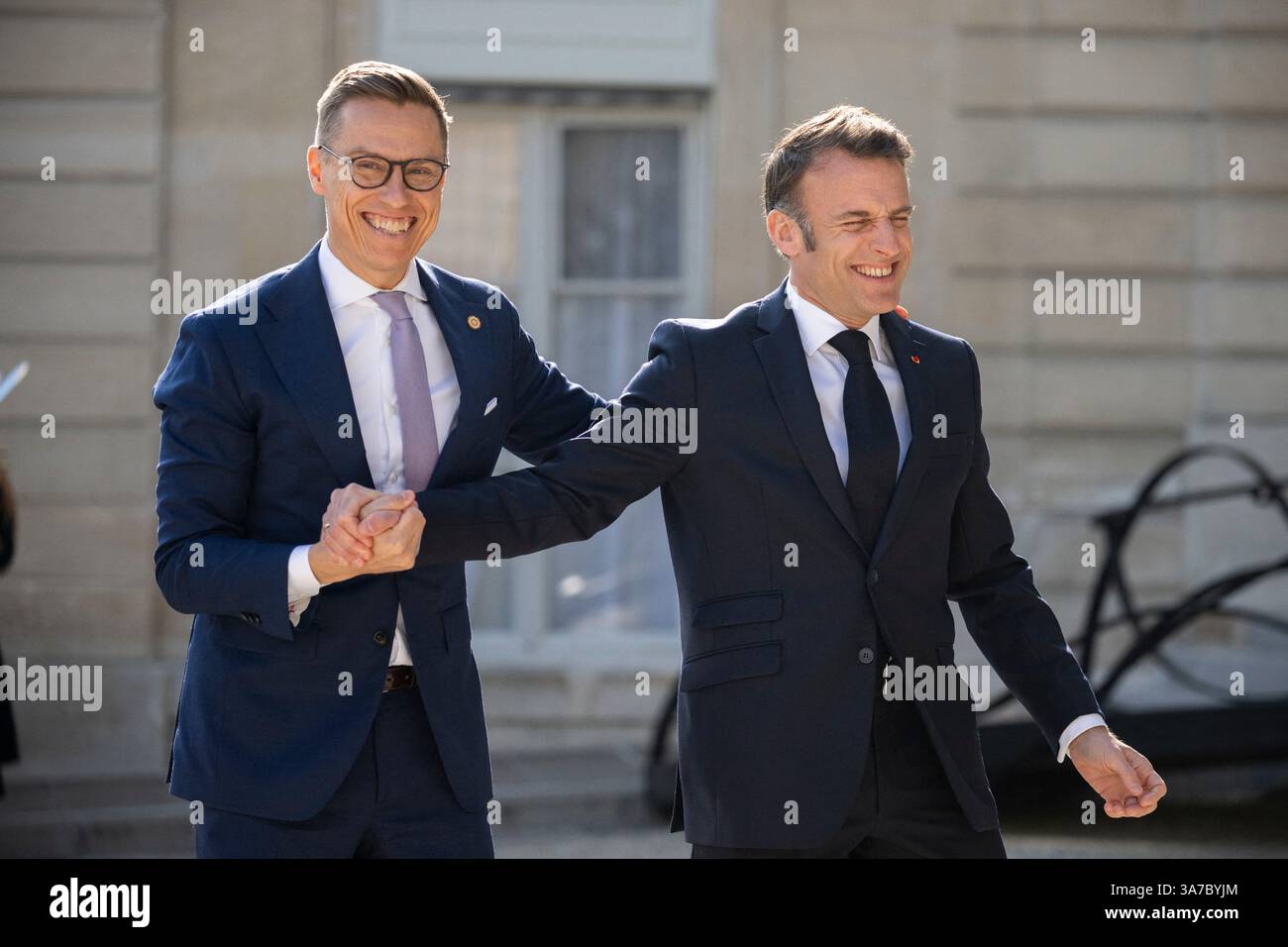 France's President Emmanuel Macron welcomes Finland's President ...