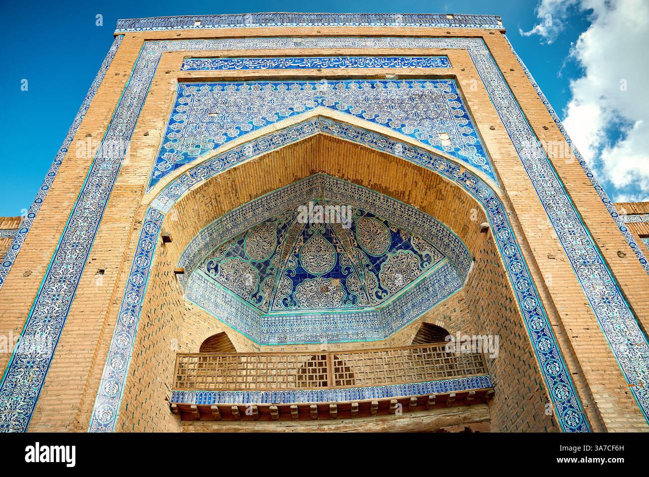 Arch Facade Close up the decorate blue ceramic tiles of madrasah at old ...