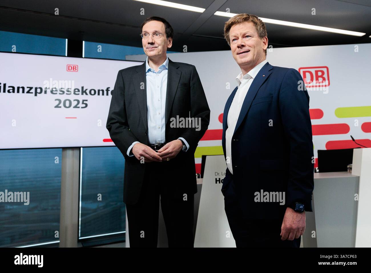 27 March 2025, Berlin: Levin Holle (l), Chief Financial and Logistics ...