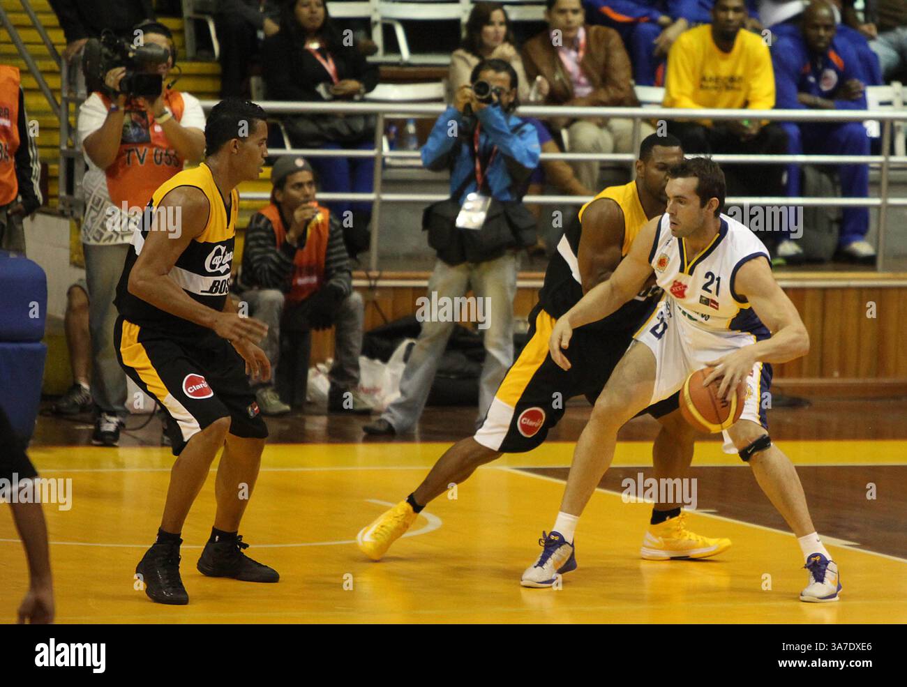 Ecuador vs puerto rico hi-res stock photography and images - Alamy