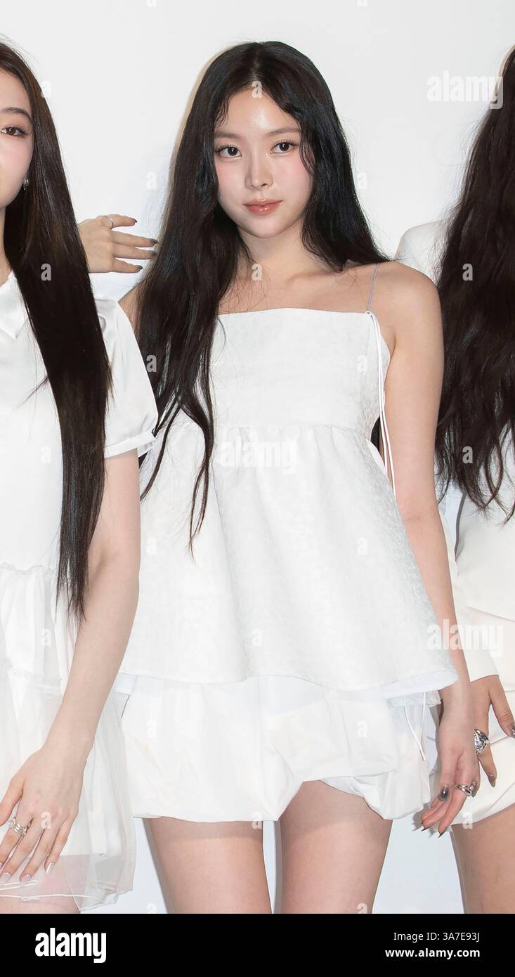 Seoul, South Korea. 26th Mar, 2025. (L to R) South Korean Sooin, Gawon, Anna, Narin and Ella, K ...