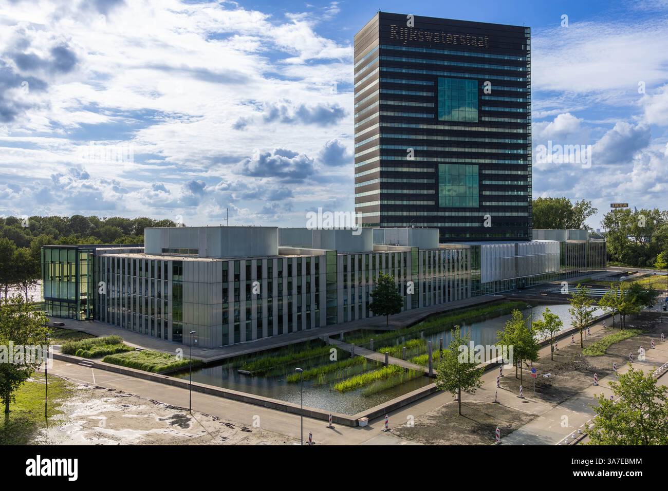 Rijkswaterstaat building. Headquarters of the Directorate-General for Public Works and Water ...