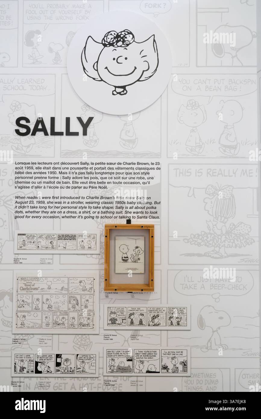 SNOOPY IN SYLE EXHIBITION IN PARIS Stock Photo - Alamy