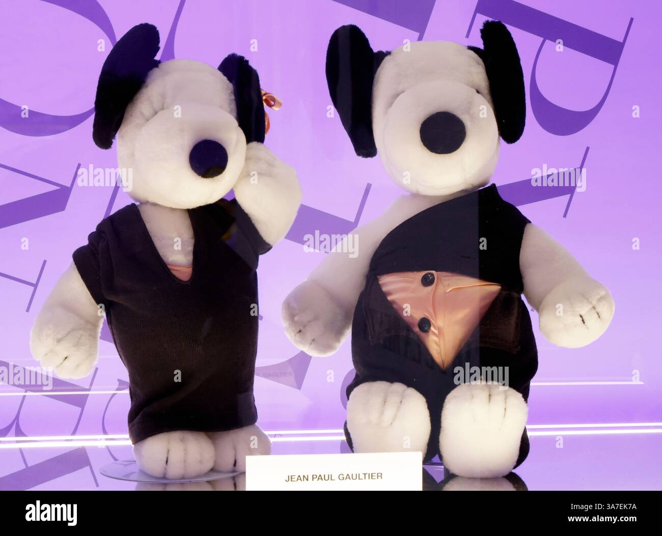 SNOOPY IN SYLE EXHIBITION IN PARIS Stock Photo - Alamy