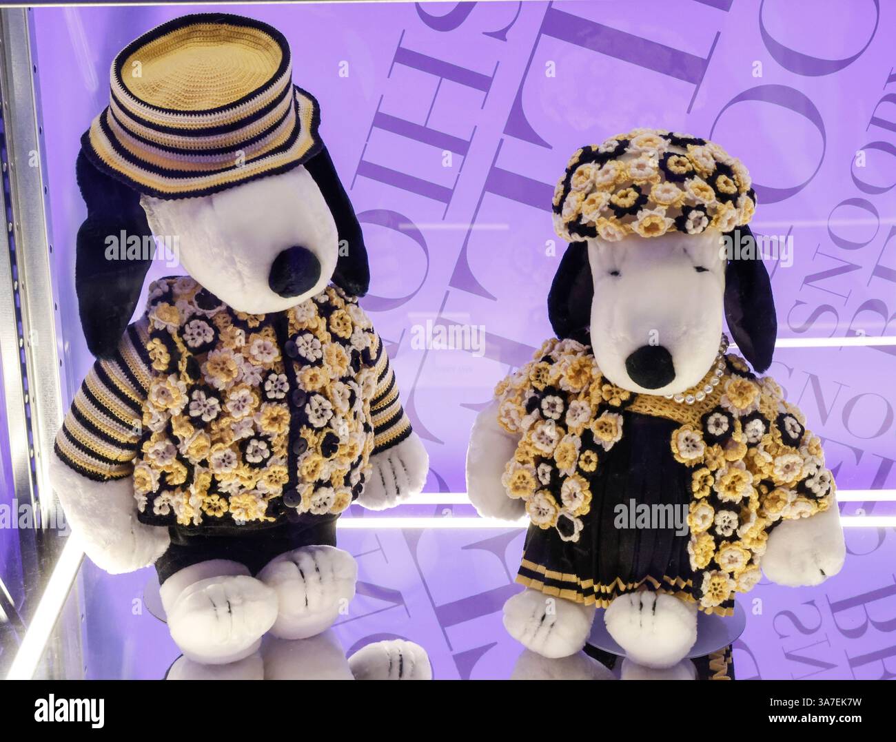 SNOOPY IN SYLE EXHIBITION IN PARIS Stock Photo - Alamy