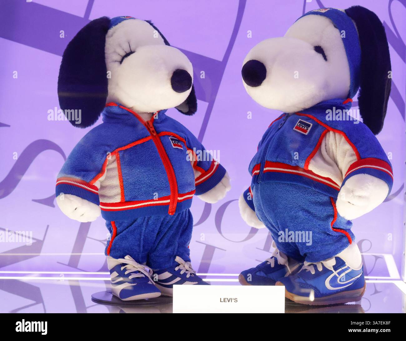 SNOOPY IN SYLE EXHIBITION IN PARIS Stock Photo - Alamy