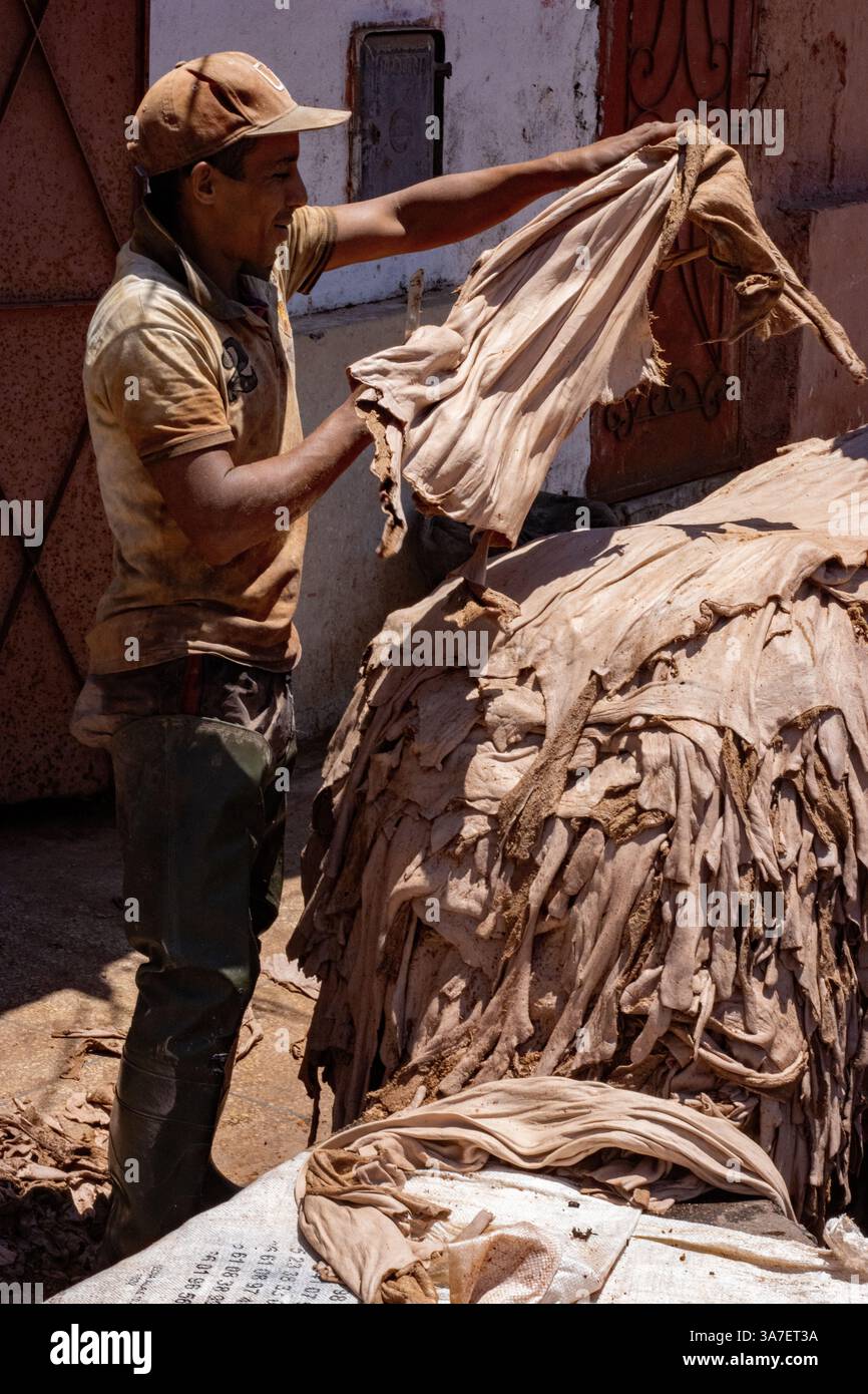 Liming bucket hi-res stock photography and images - Alamy