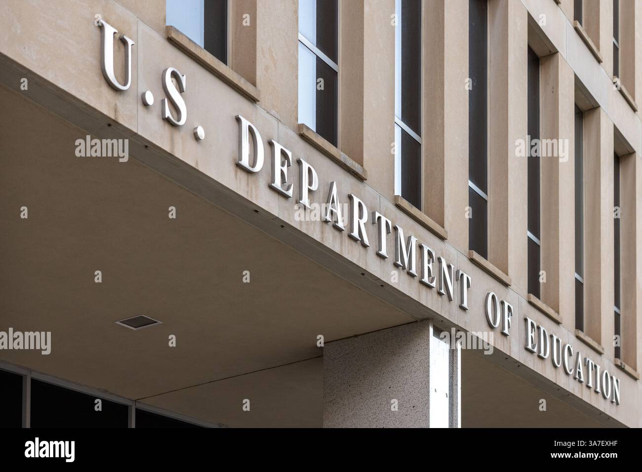 The US Department of Education Entrance Stock Photo - Alamy