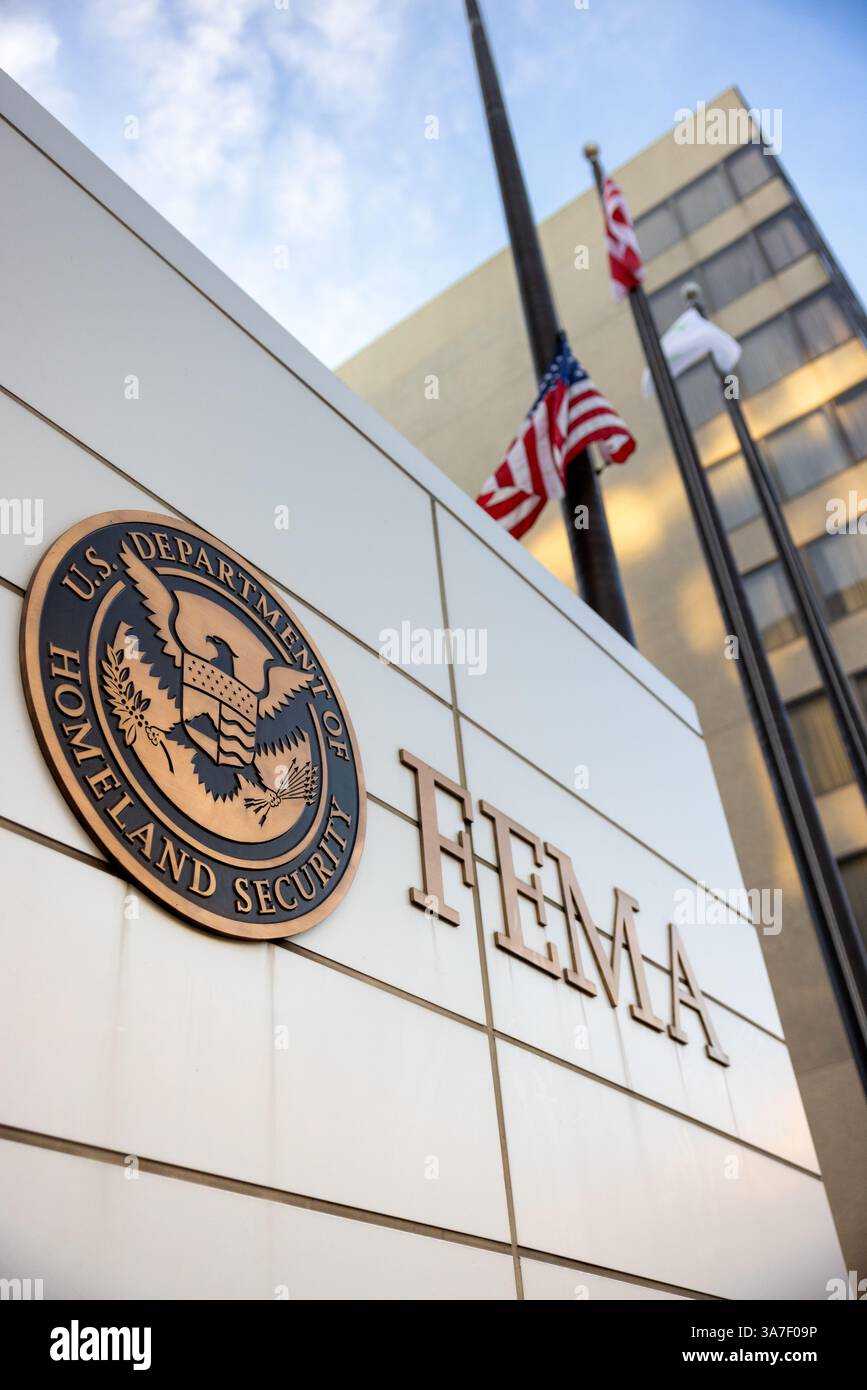 Department of management hi-res stock photography and images - Alamy