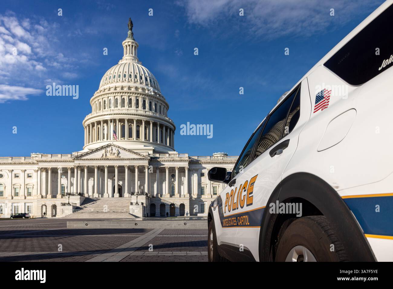 Trump dc police hi-res stock photography and images - Alamy