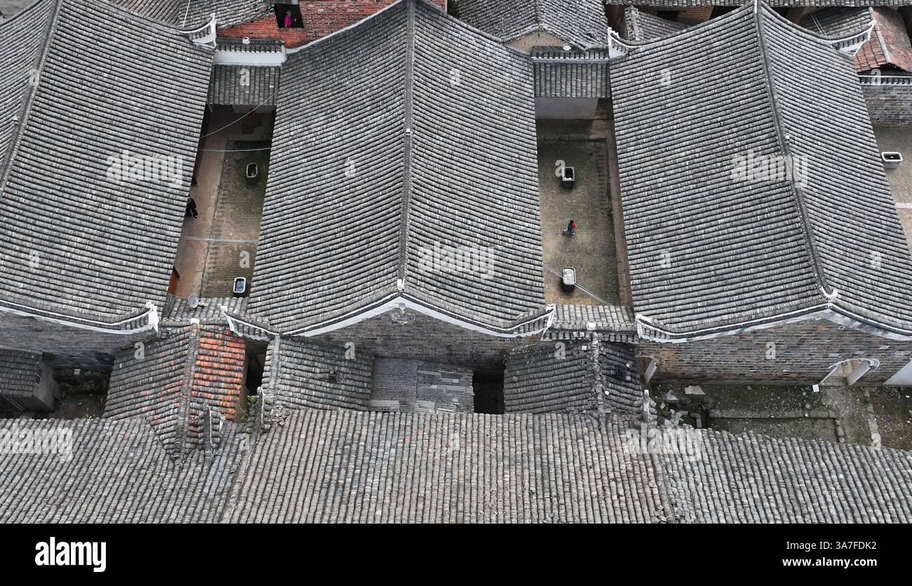 Yongzhou. 26th Mar, 2025. An aerial drone photo taken on March 26, 2025 ...