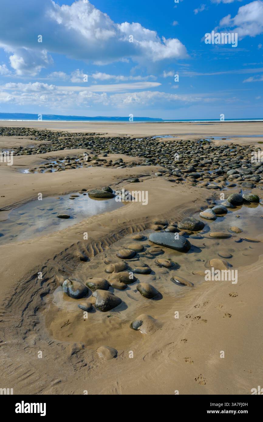 Westward Ho!, North Devon, England - The large pebble ridge that forms ...