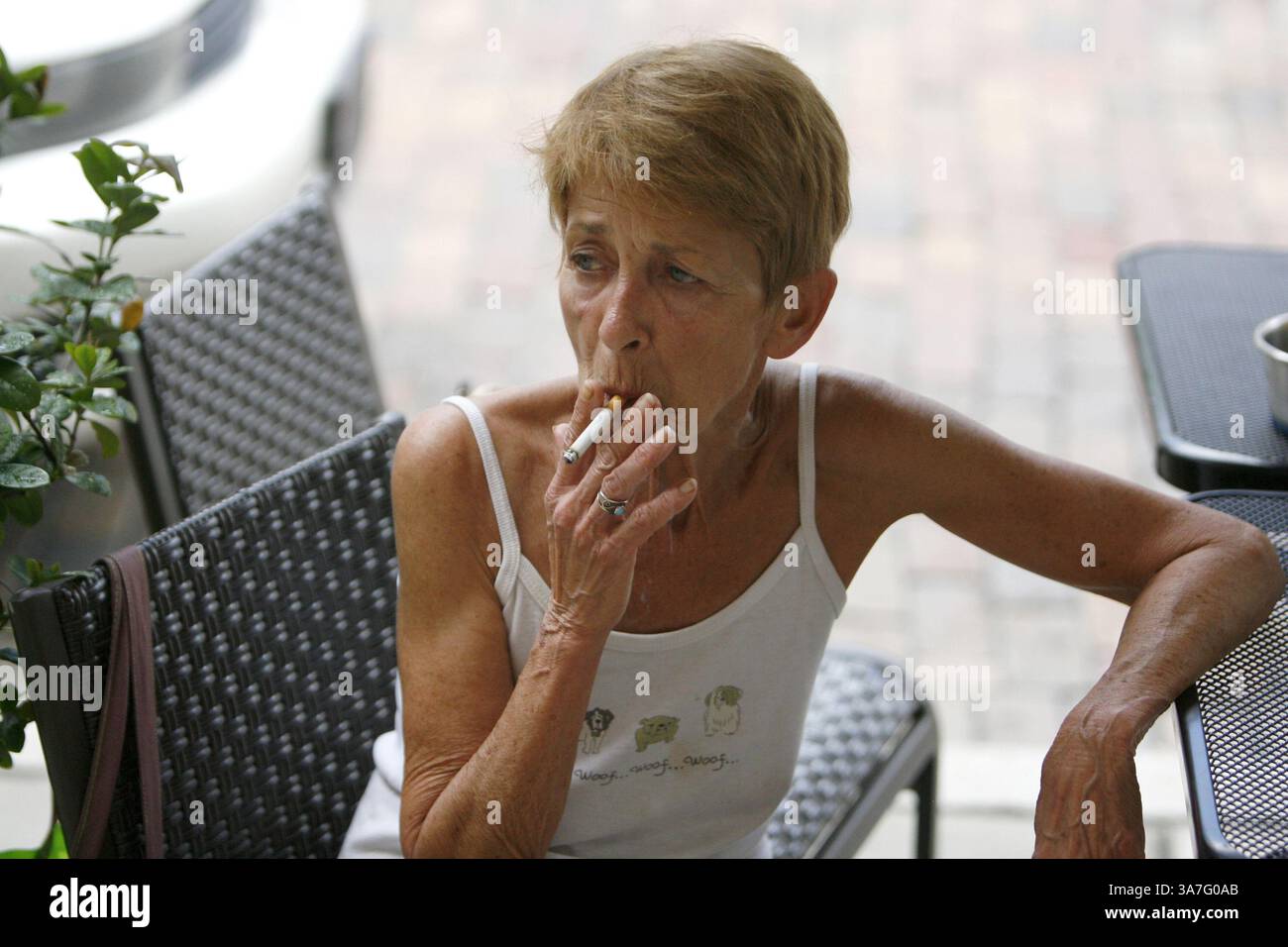 Surpress hi-res stock photography and images - Alamy