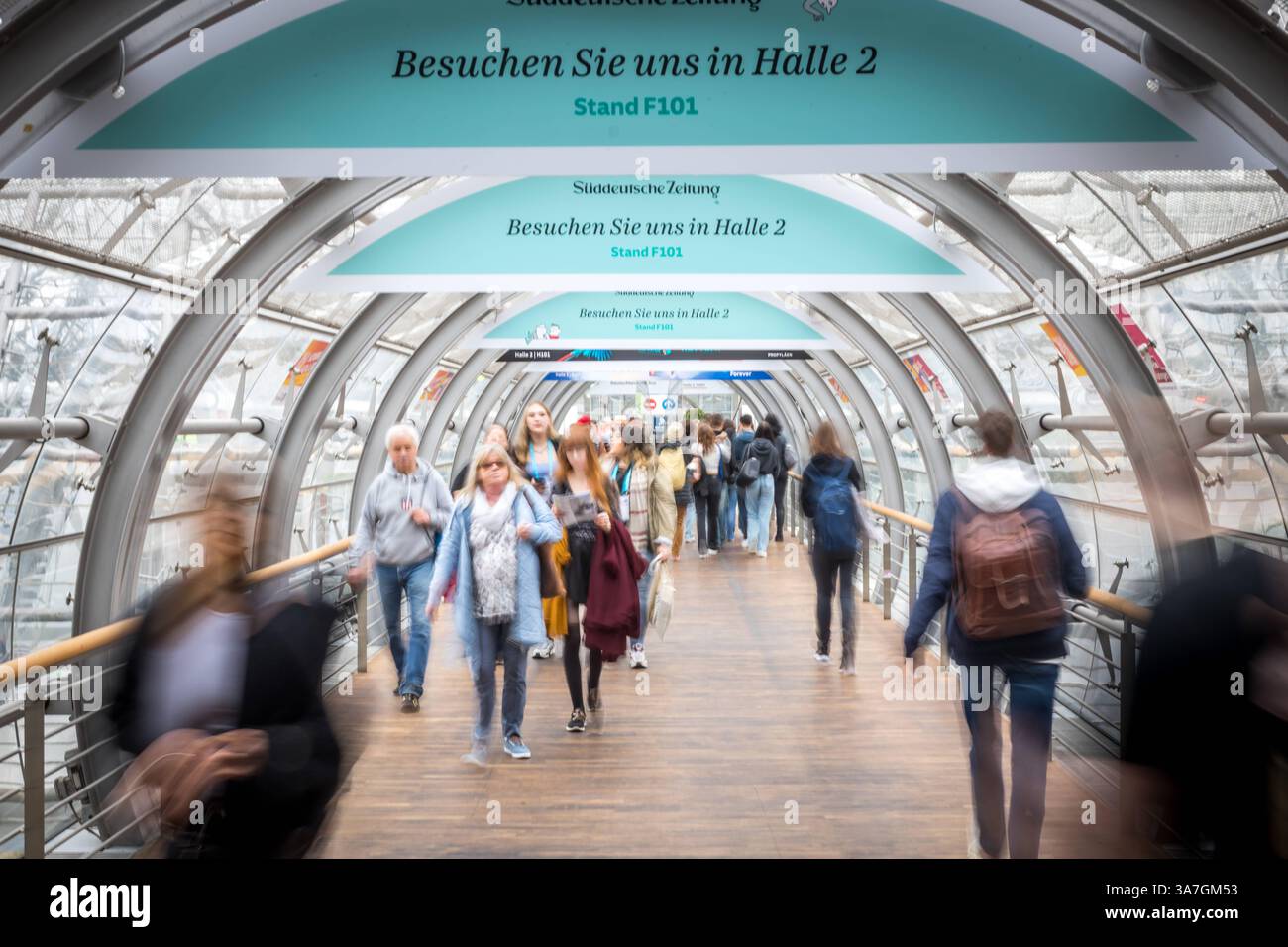 Tag 1 der Leipziger Buchmesse 2025 auf dem Neuen Messegelände ...